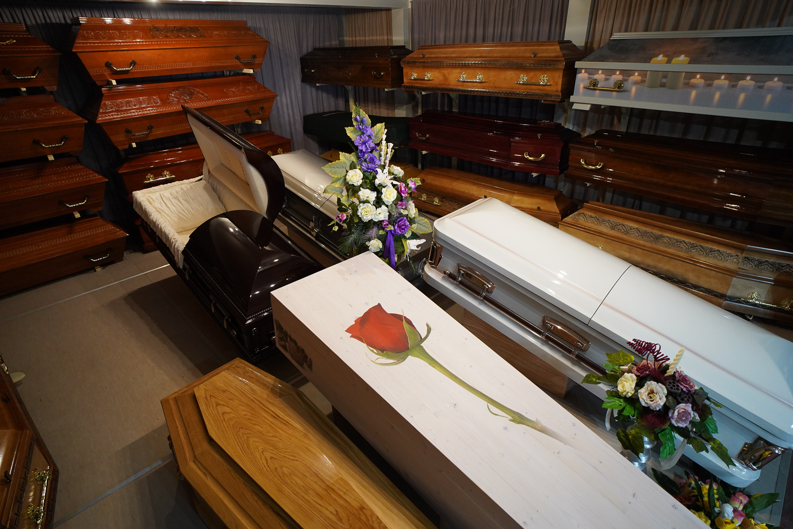 Galerija – Pogrebnik Slivar